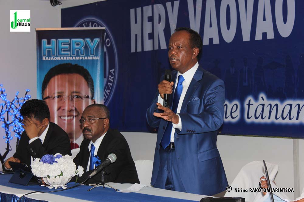 Élection Sénatoriale: HVM prendrait la majorité des sénateurs ...