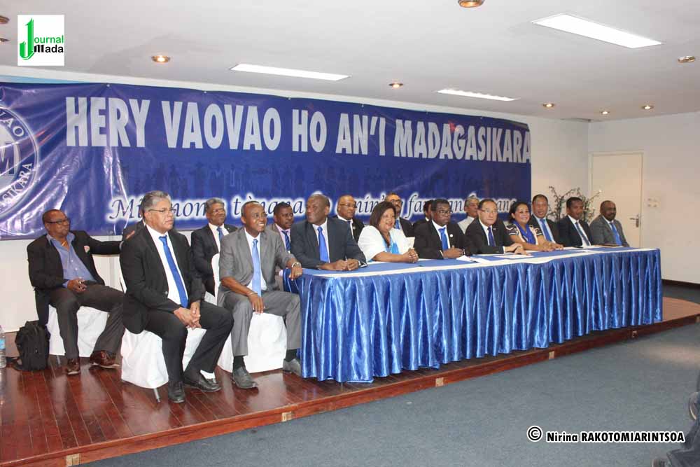 VONDRONA PARLEMANTERA HVM: Velom-pisaorana an’i Hery ...