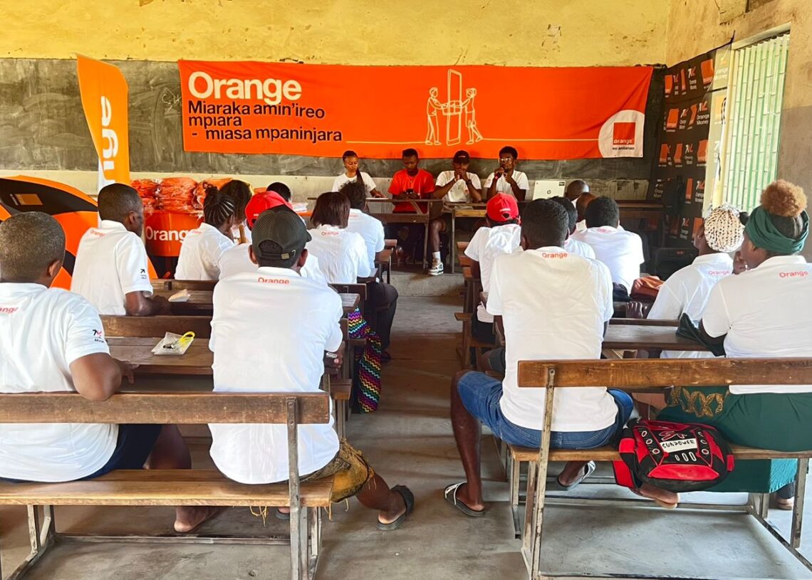 ARTISTE À SUCCÈS : Lion Hill continue à être l'ambassadeur d'Orange ...